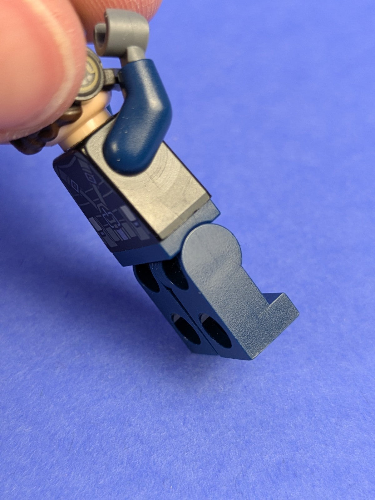 Lego Jurassic World: Fallen Kingdom: ACU Guard - Male jw018 Set 75927 ...